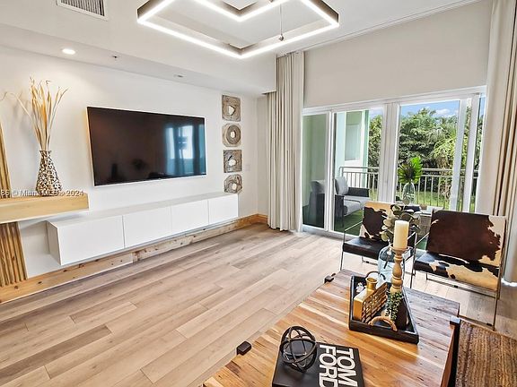 5300 NW 87th Ave #1116, Miami, FL 33178 | MLS #A11507086 | Zillow