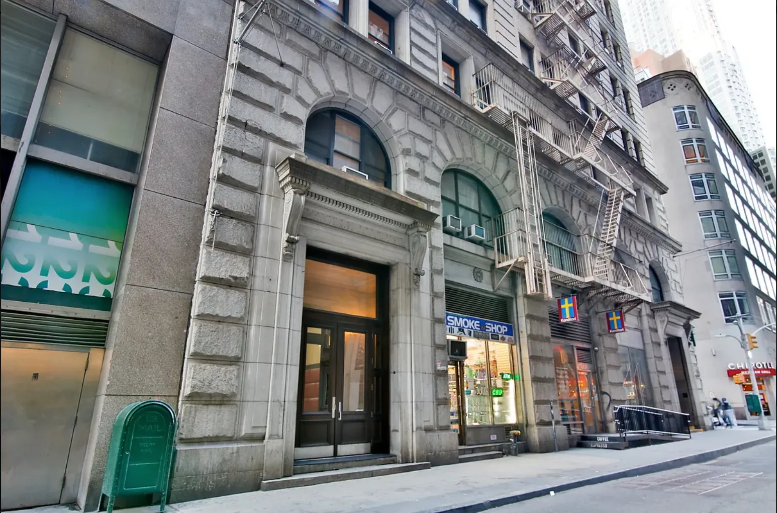 135 William Street #13AA in Fulton/Seaport, Manhattan | StreetEasy