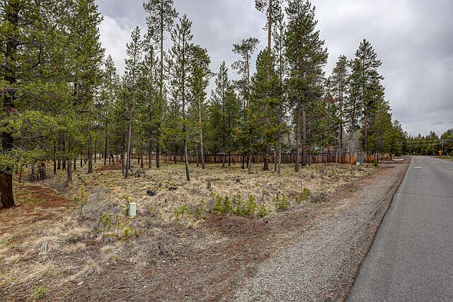 17465 Snow Goose Rd, Bend, OR 97707 | Zillow
