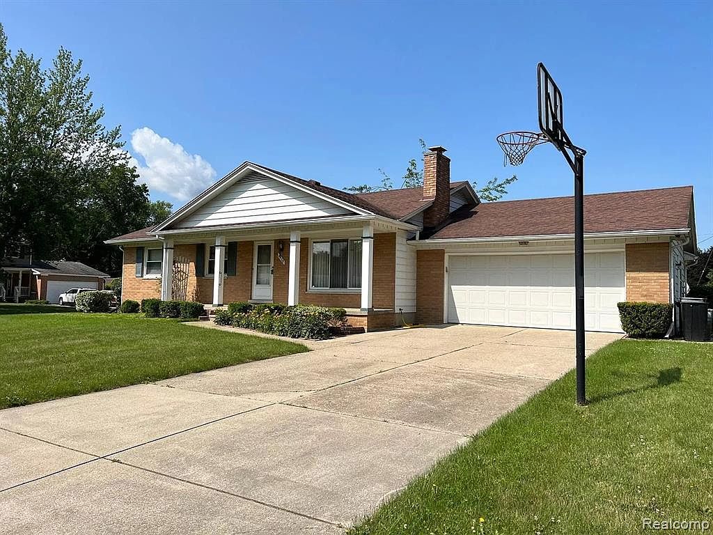 4470 Stoney Ridge Rd, Flint, MI 48507 | MLS #20230099647 | Zillow