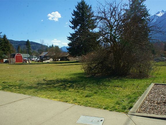 1095 Darrington Street, Darrington, WA 98241 | MLS #2309749 | Zillow