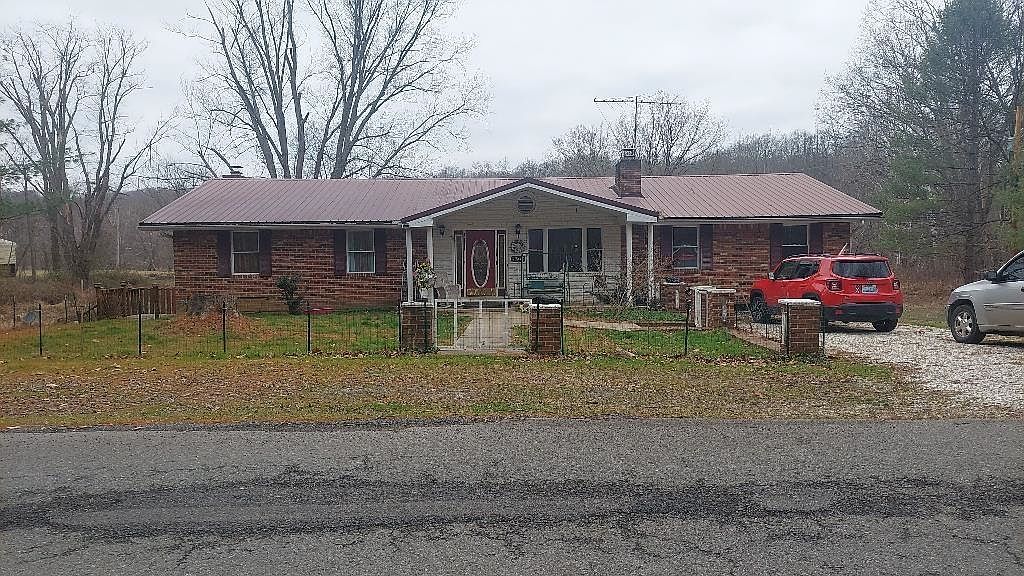 10846 State Route 207, Argillite, KY 41121 | Zillow