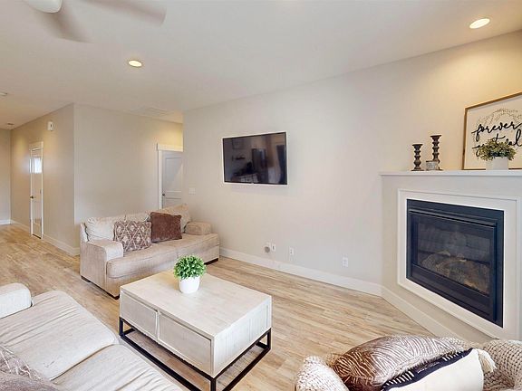 1406 Natalie Ct, Monmouth, OR 97361 | Zillow