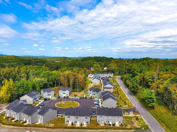 83 North St #1, Saugerties, NY 12477 | Zillow