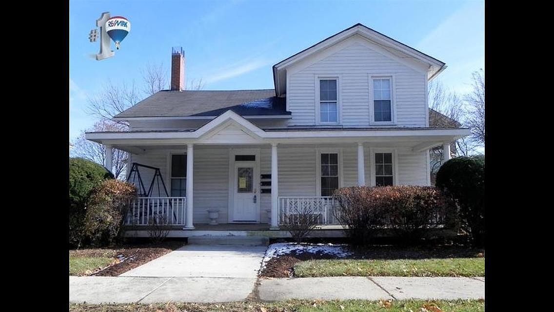 201 N 1st St #B, Geneva, IL 60134 | Zillow