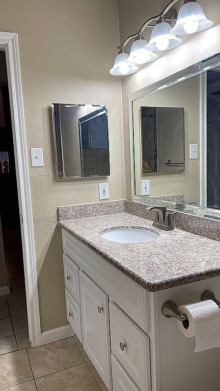 15527 Beechnut St, Houston, TX 77083 | Zillow