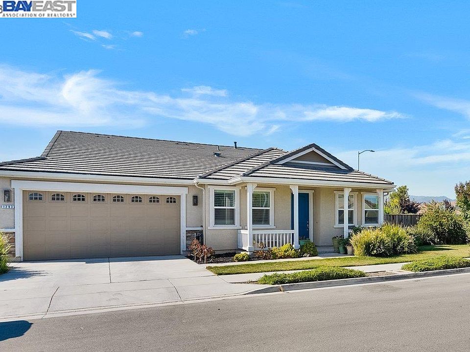 1293 Hamilton Dr Hollister CA 95023 Zillow