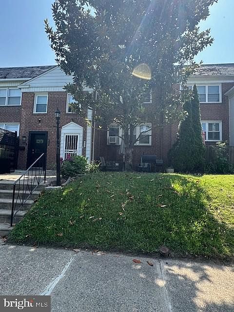 2764 W Country Club Rd, Philadelphia, PA 19131 | Zillow