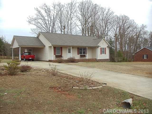 1581 Jessica Ann Rd, Lincolnton, NC 28092 | Zillow