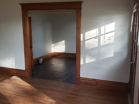 508 Bella St, Irwin, IA 51446 | Zillow