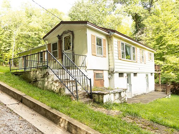 618 Chestnut St, Titusville, PA 16354 | MLS #158378 | Zillow