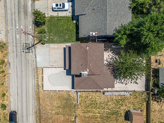 14342 Boxtree Dr, Lake Hughes, CA 93532 | Zillow