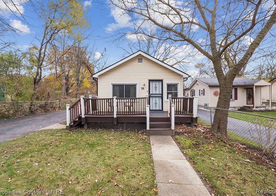 26 Crescent Dr, Pontiac, MI 48342 | Zillow