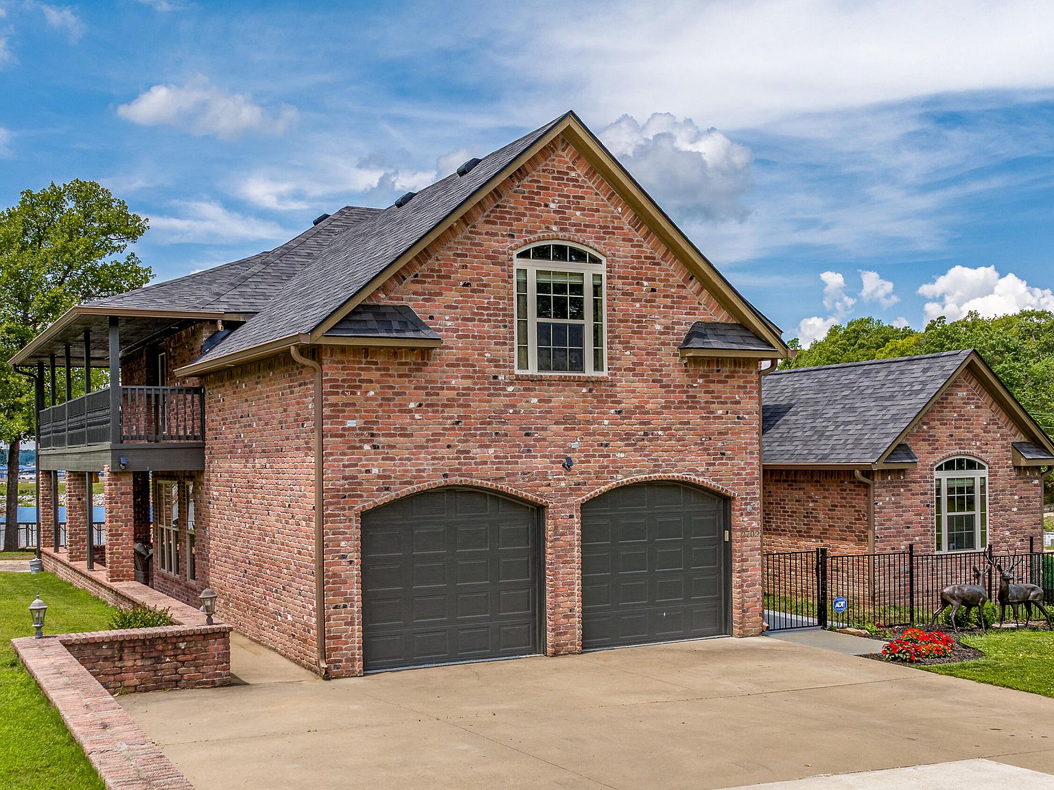 2702 Mickey Mantle Ln, Grove, OK 74344 | MLS #23-883 | Zillow