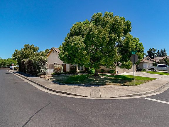 2288 Lana Ct, Oakdale, CA 95361 | Zillow