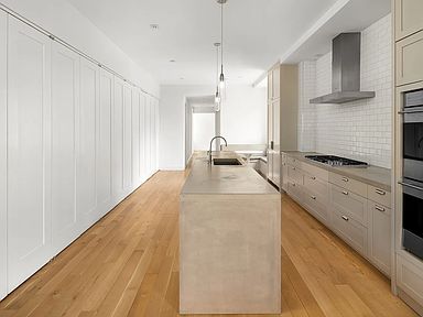 286 Spring St FL 4, New York, NY 10013 | Zillow