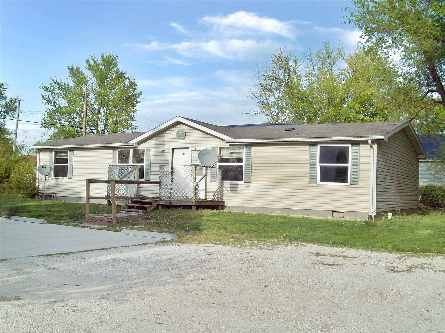 360 W 2nd St, Baylis, IL 62314 | Zillow