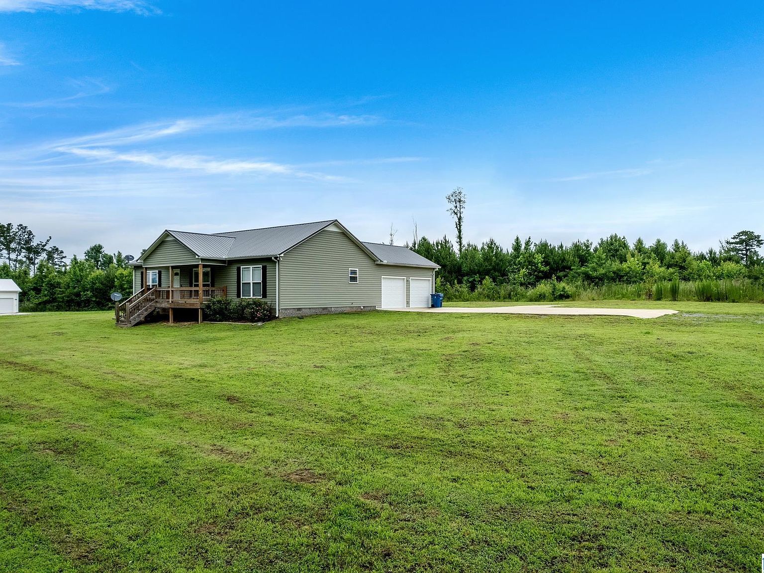 3388 Arkadelphia Rd, Hayden, AL 35079 | Zillow