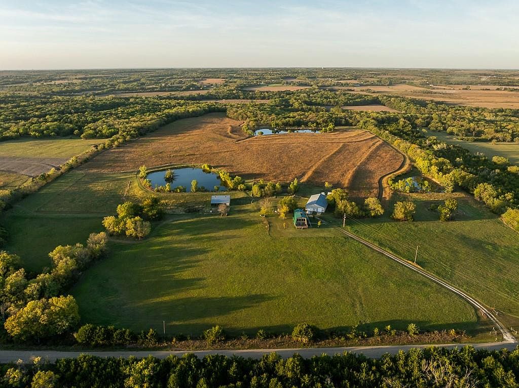 6524 SE 101st St, Berryton, KS 66409 | MLS #2515485 | Zillow