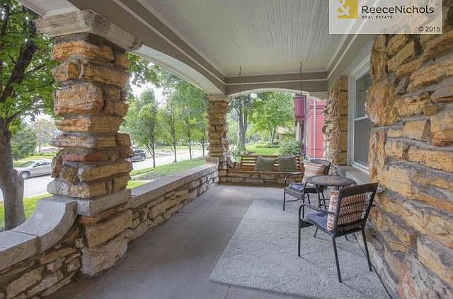 3752 Washington St, Kansas City, MO 64111 | Zillow