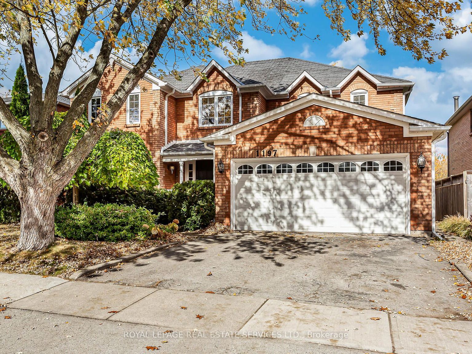 1197 Bowman Dr, Oakville, ON L6M 2T3 | MLS #W7264238 | Zillow