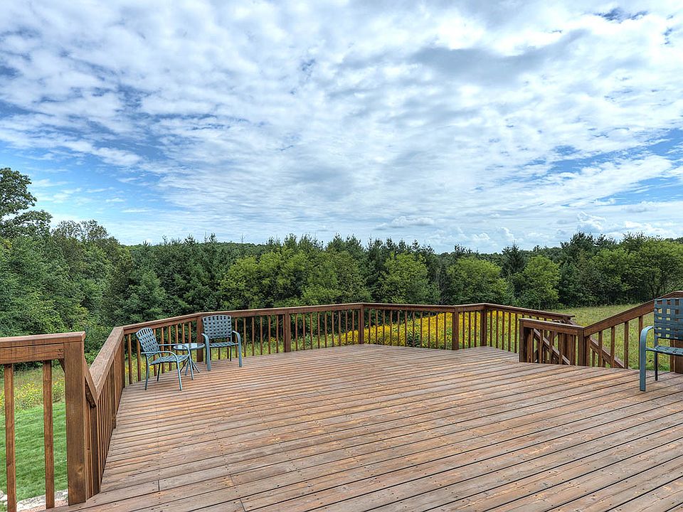 4184 Kettle Ridge Trl, Slinger, WI 53086 | Zillow