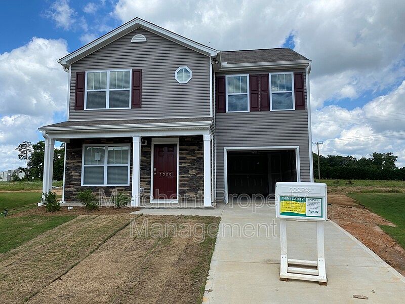 1209 Murdock Ln, Greer, SC 29651 | Zillow