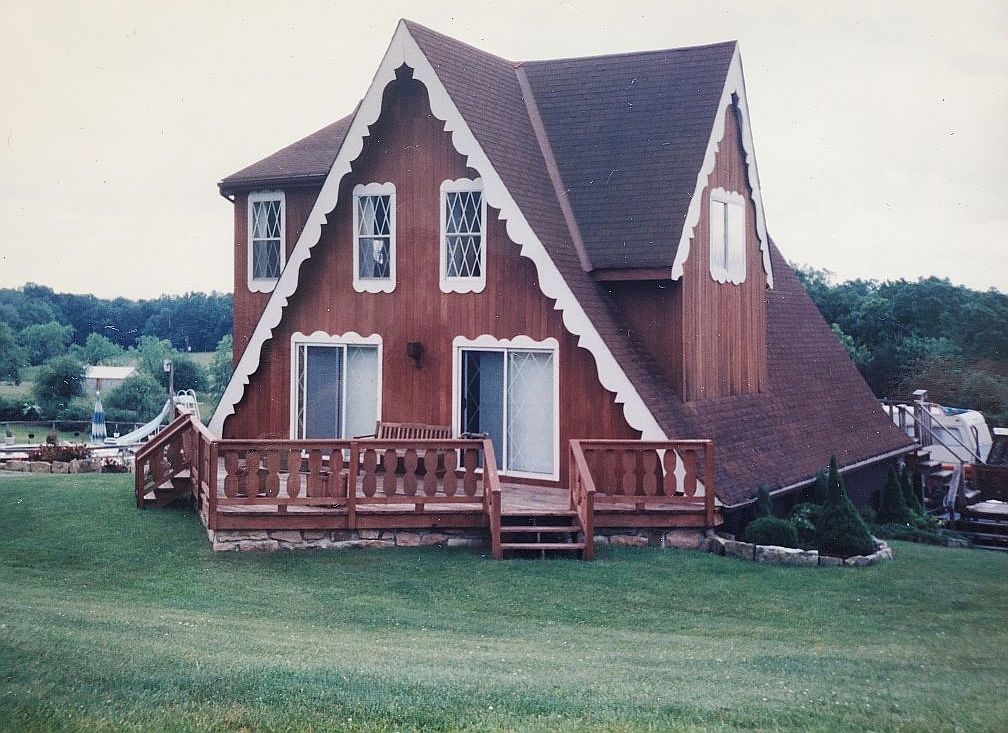 2272 Sunday Rd, Hico, WV 25854 | Zillow