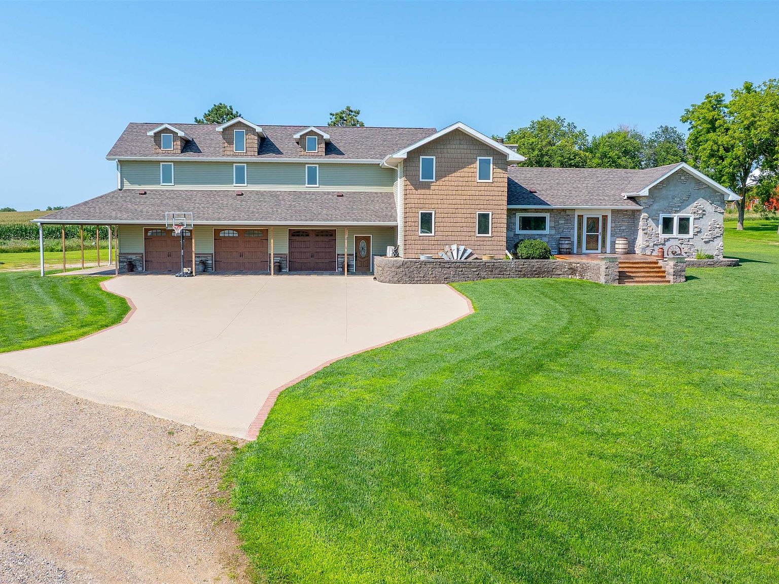 411 West St, Pierson, IA 51048 | MLS #829798 | Zillow