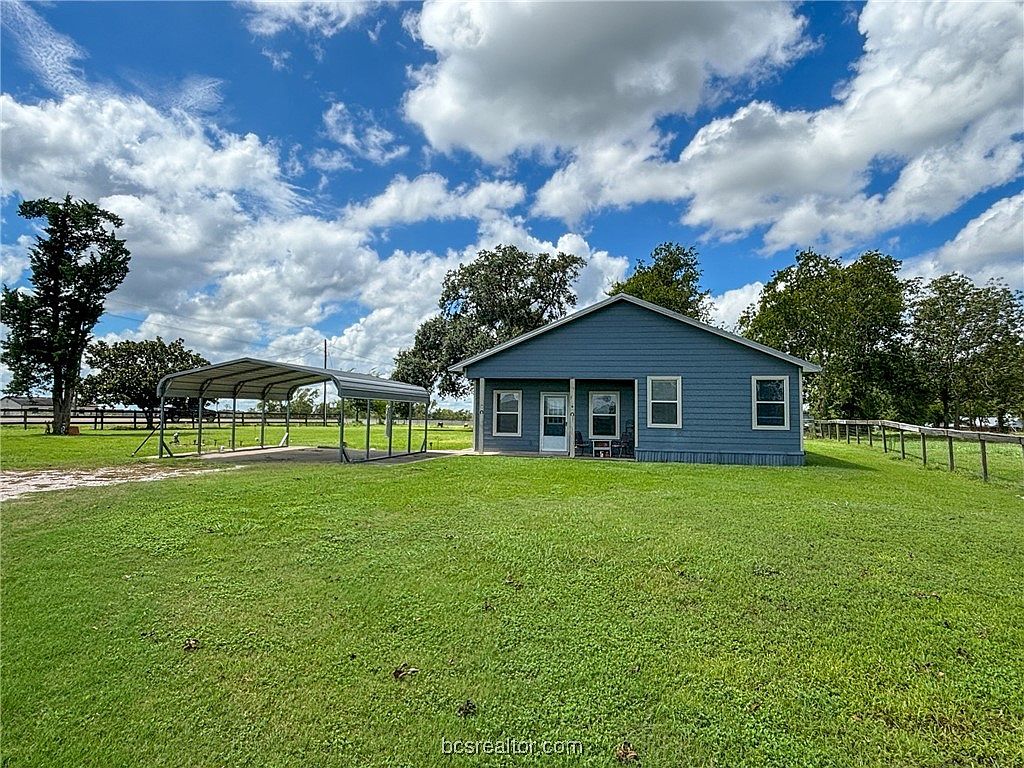 15989 Highway 30, Richards, TX 77873 | Zillow