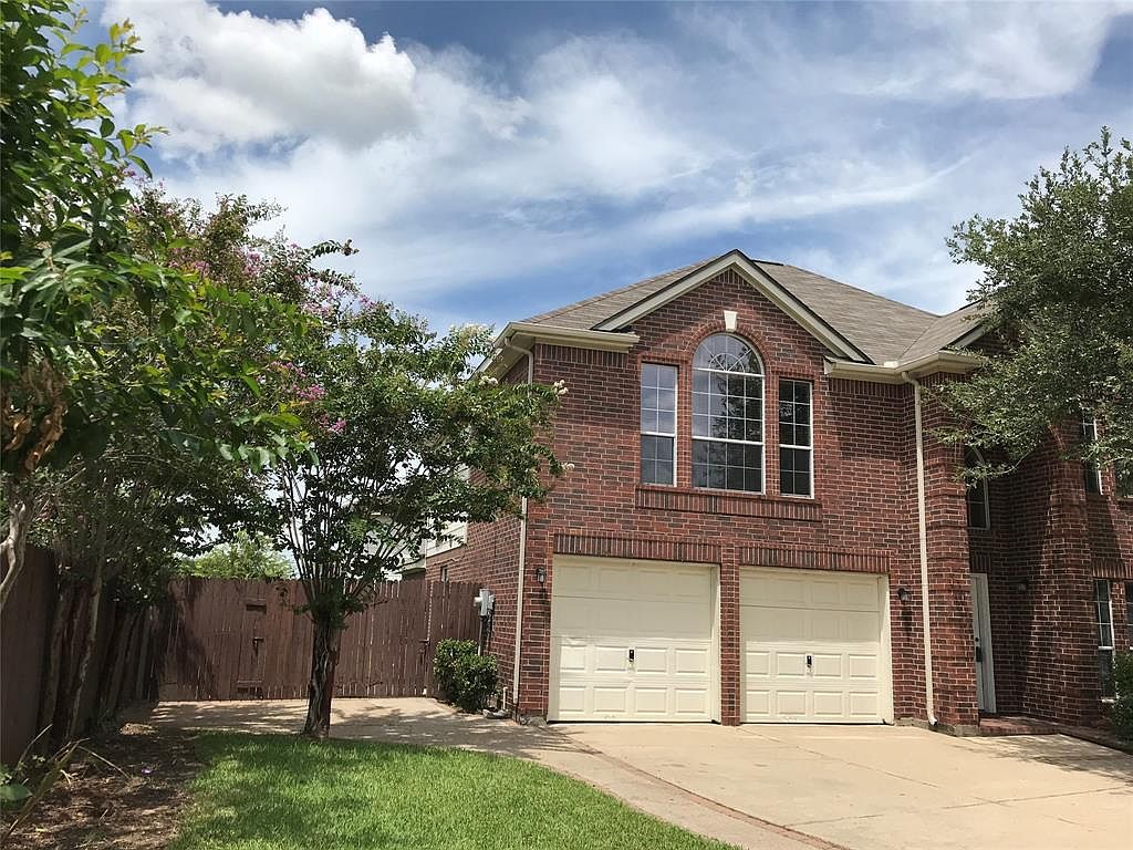 8330 Malin Ct, Houston, TX 77083 | Zillow