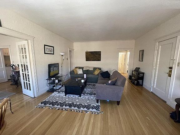 17 Alton Pl #1, Brookline, MA 02446 | Zillow