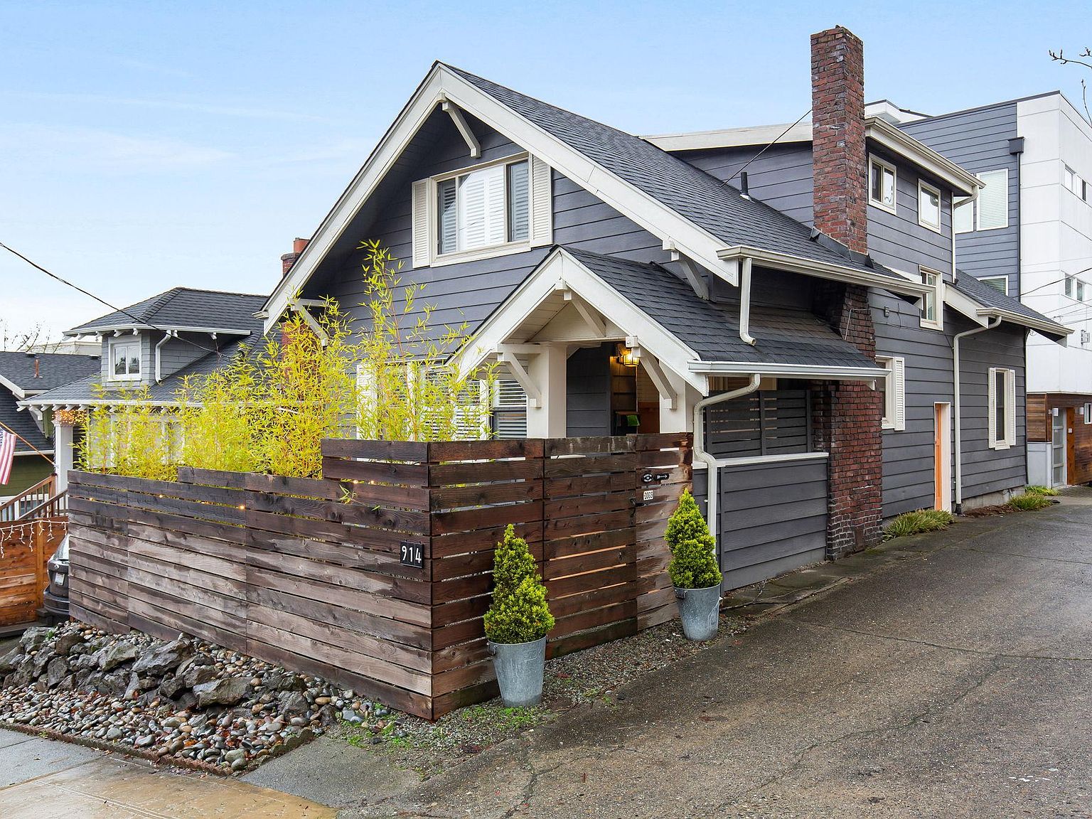 914 W Howe St, Seattle, WA 98119 | Zillow