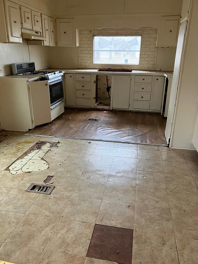 1806 E Webster Rd Lot 2, Flint, MI 48505 | Zillow
