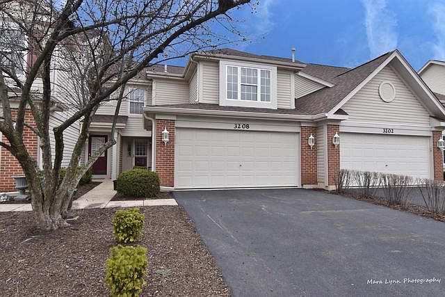 3208 Raphael Ct, St Charles, IL 60175 | Zillow