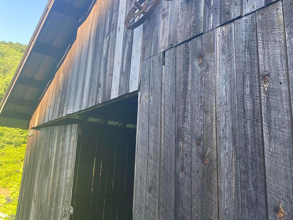 97 Salt Gum Rd, Scalf, KY 40982 | Zillow