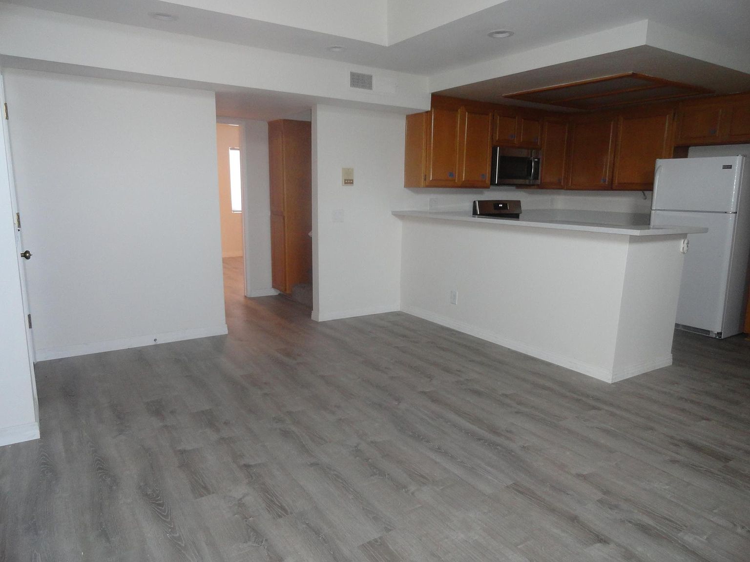 5218 Cartwright Ave, North Hollywood, CA 91601 | Zillow