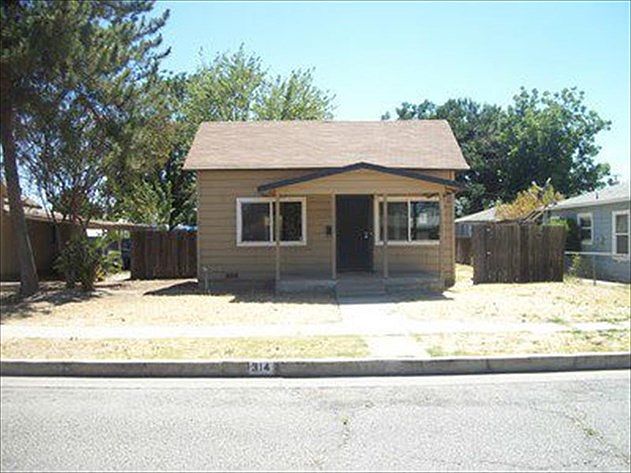 314 S 5th St, Fowler, CA 93625 | Zillow