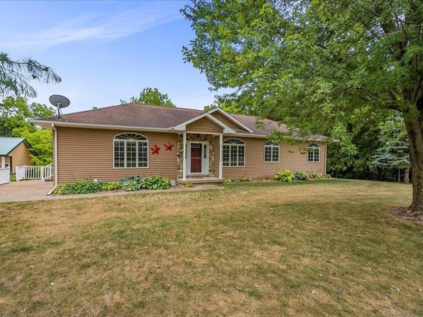 Hudson IA Real Estate - Hudson IA Homes For Sale | Zillow