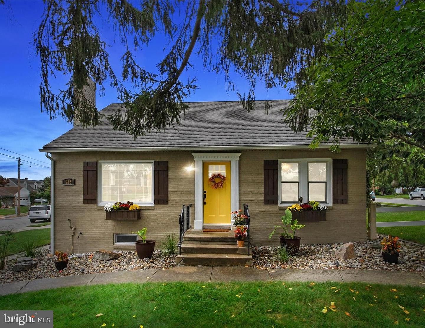 215 N Stephen Pl #301, Hanover, PA 17331 | Zillow