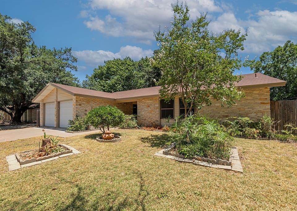 2904 Davis St, Taylor, TX 76574 | MLS #1851708 | Zillow