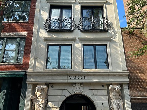 218 Washington St APT 2, Waukegan, IL 60085 | Zillow