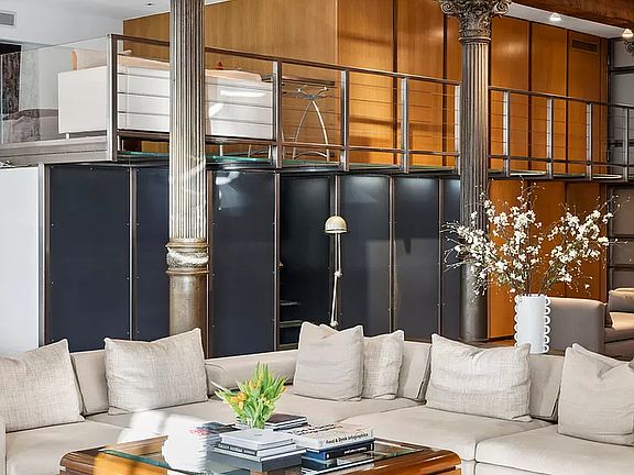 84 Mercer St #3F, New York, NY 10012 | MLS #22847025 | Zillow