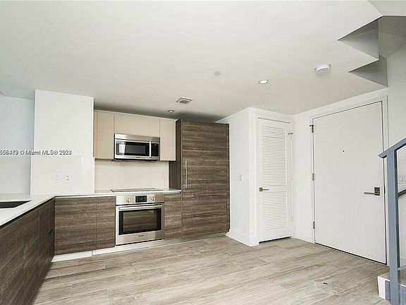 121 NE 34th St PENTHOUSE 3209, Miami, FL 33137 | Zillow