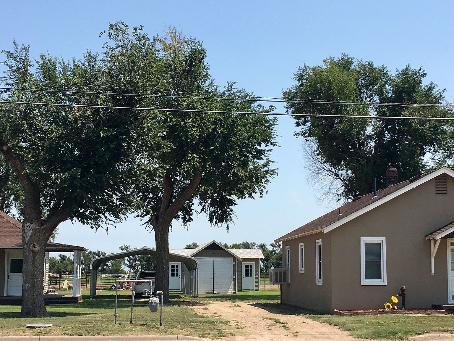 102 N Cemetery Rd, Lakin, KS 67860 | Zillow