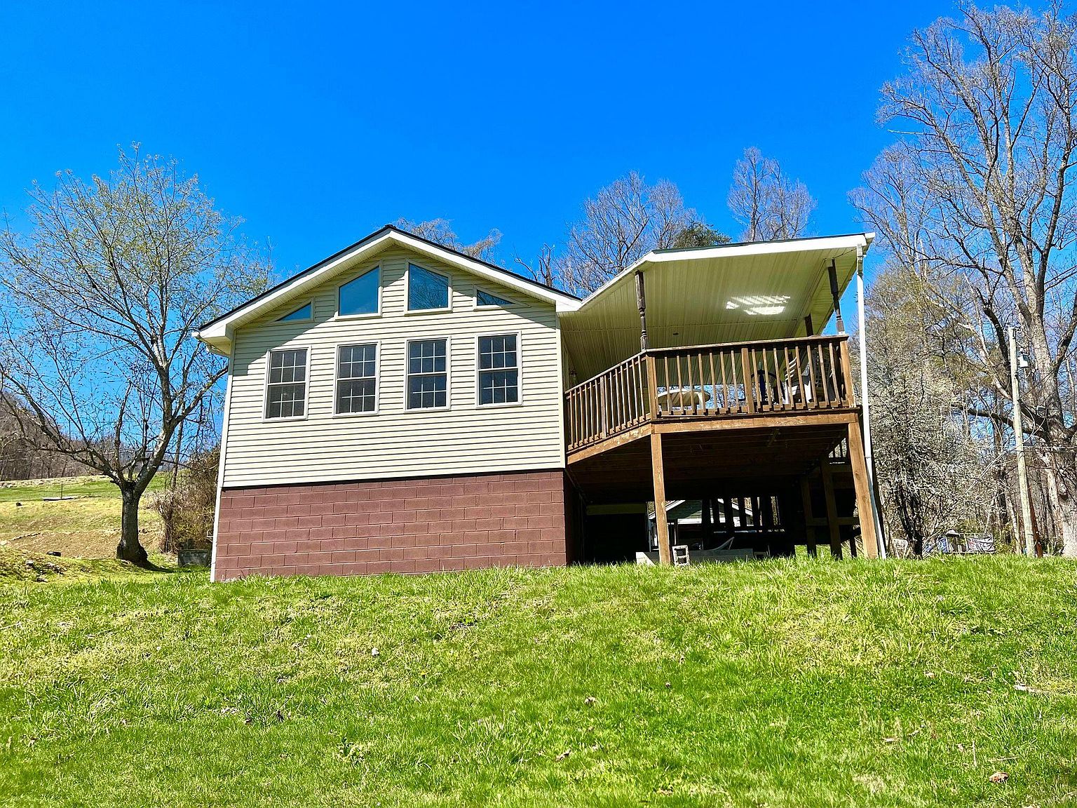 2036 Highway 215, Kenvir, KY 40847 | Zillow