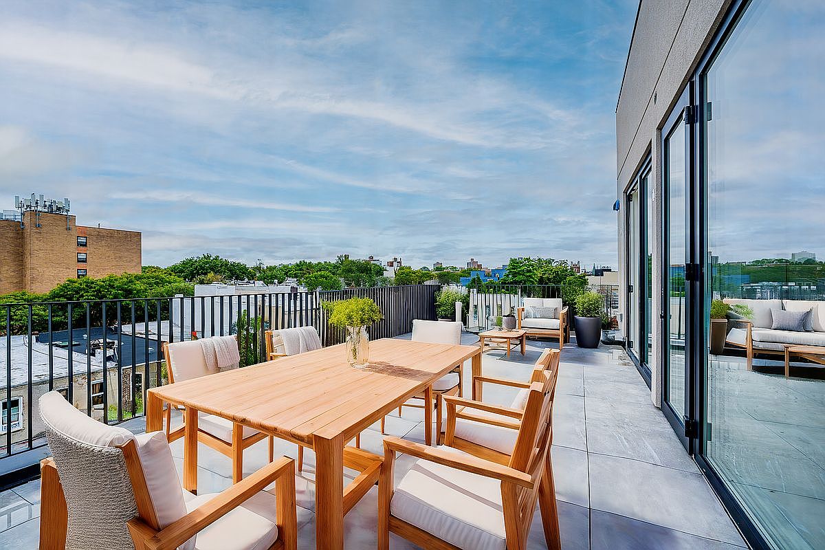 112 Cooper St #4B, Brooklyn, NY 11207 | Zillow