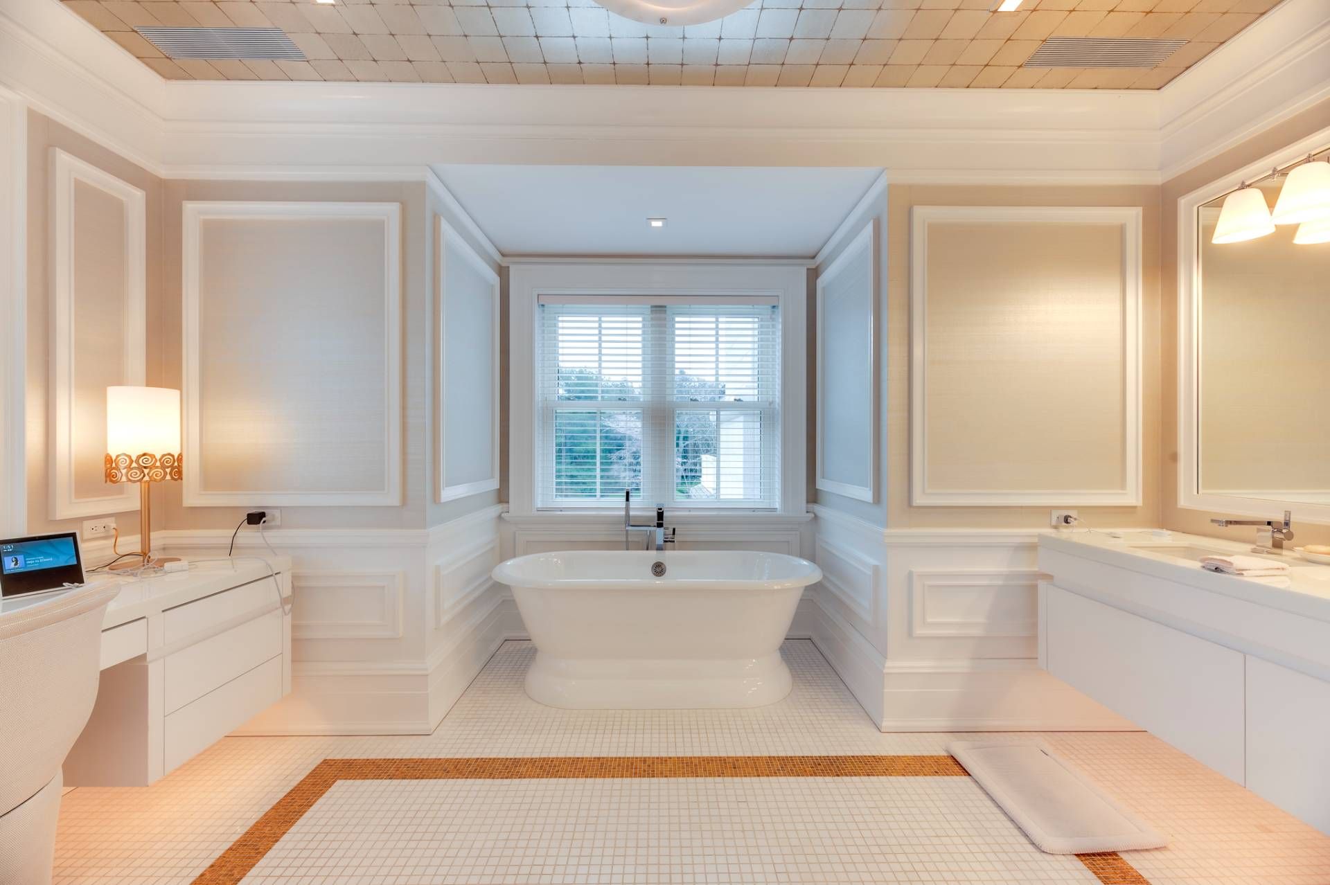 111 Meeting House Rd, Westhampton Beach, NY 11978 | Out East