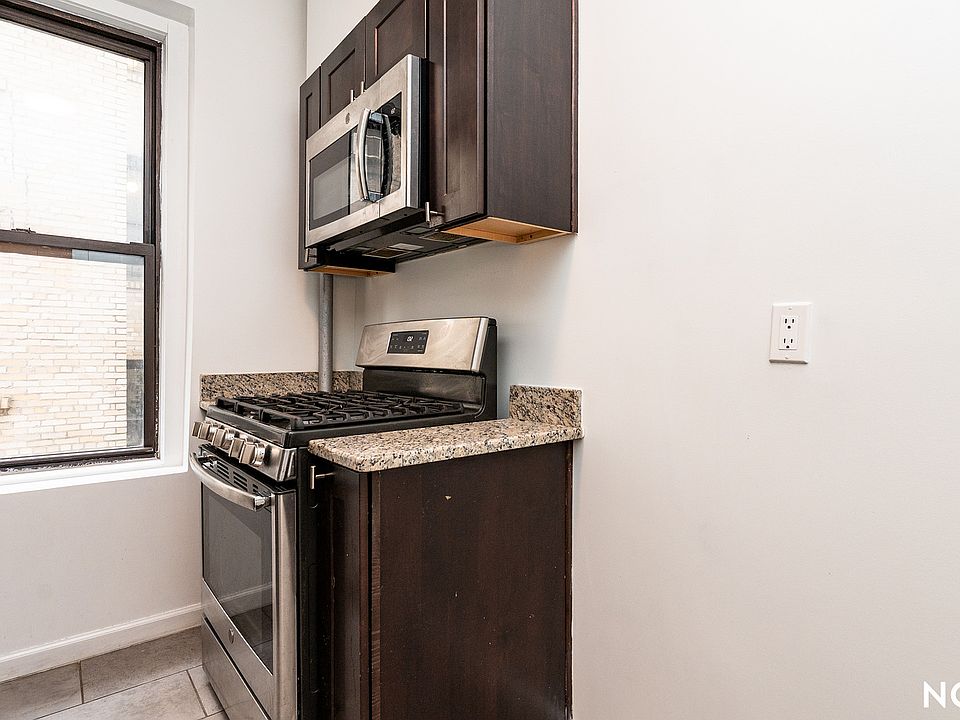 11921 Metropolitan Ave Kew Gardens NY | Zillow