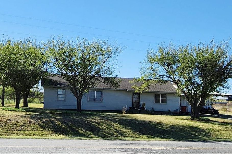 1475 Fm 2581, Windthorst, TX 76389 | Zillow